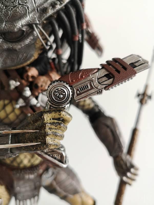 predator wolf weapons