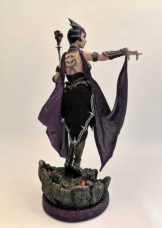 Evil-Lyn Repaint by Michael Ludwig - Xenomorphine